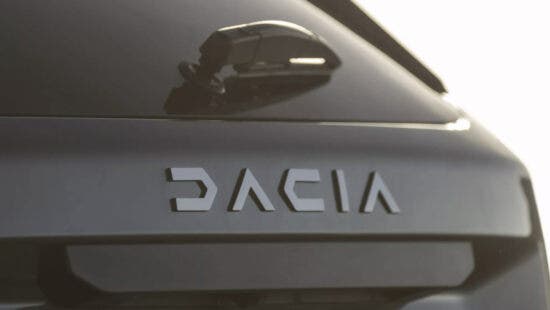 Dacia Bigster: il primo sguardo al nuovo SUV - Video del nuovo look