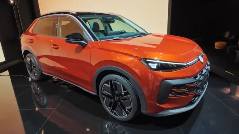 Volkswagen T-Roc 2026, le prime immagini: rivoluzione in arrivo per il ...