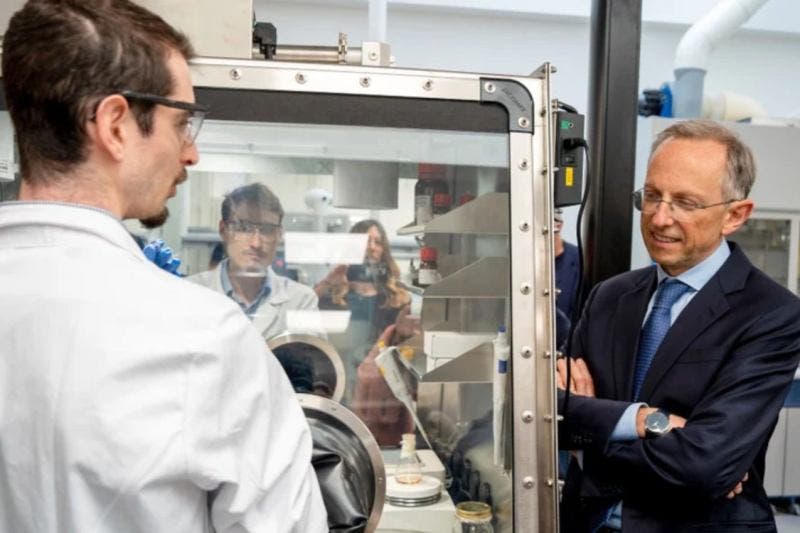 Ferrari's newest E-Cells Lab: a collaboration with the University of ...