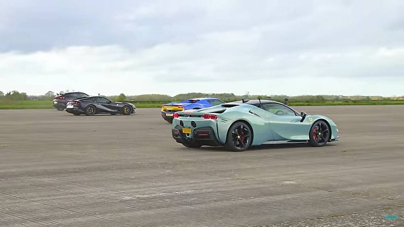 Ferrari Purosangue vs 812, SF90 and 296: who wins the drag race ...