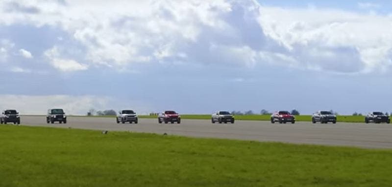 Thrilling drag race: 8 super-powerful SUVs compete. Ferrari Purosangue ...