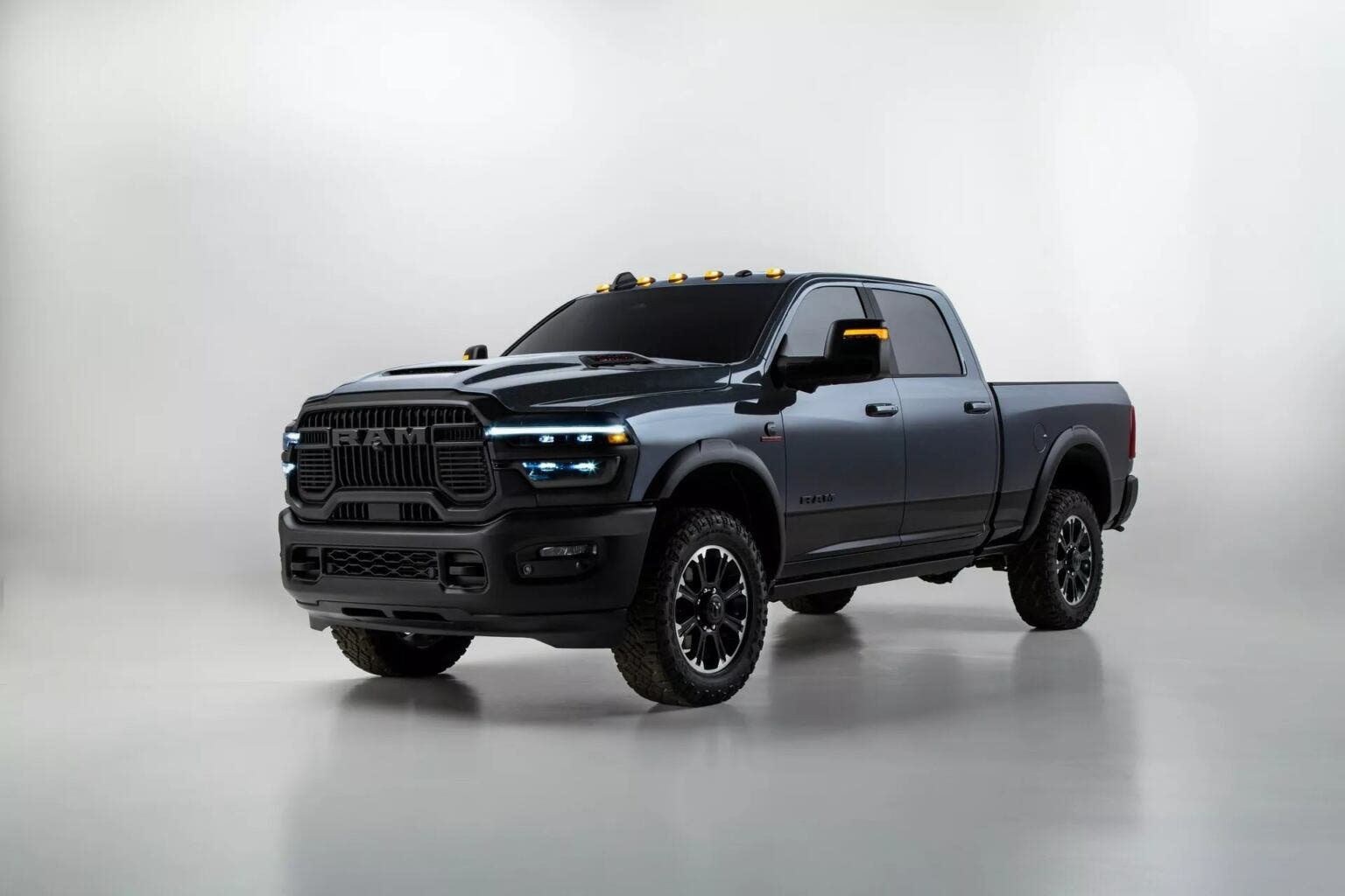 New upgraded Cummins engine: the Ram Heavy Duty 2025 gets a makeover ...