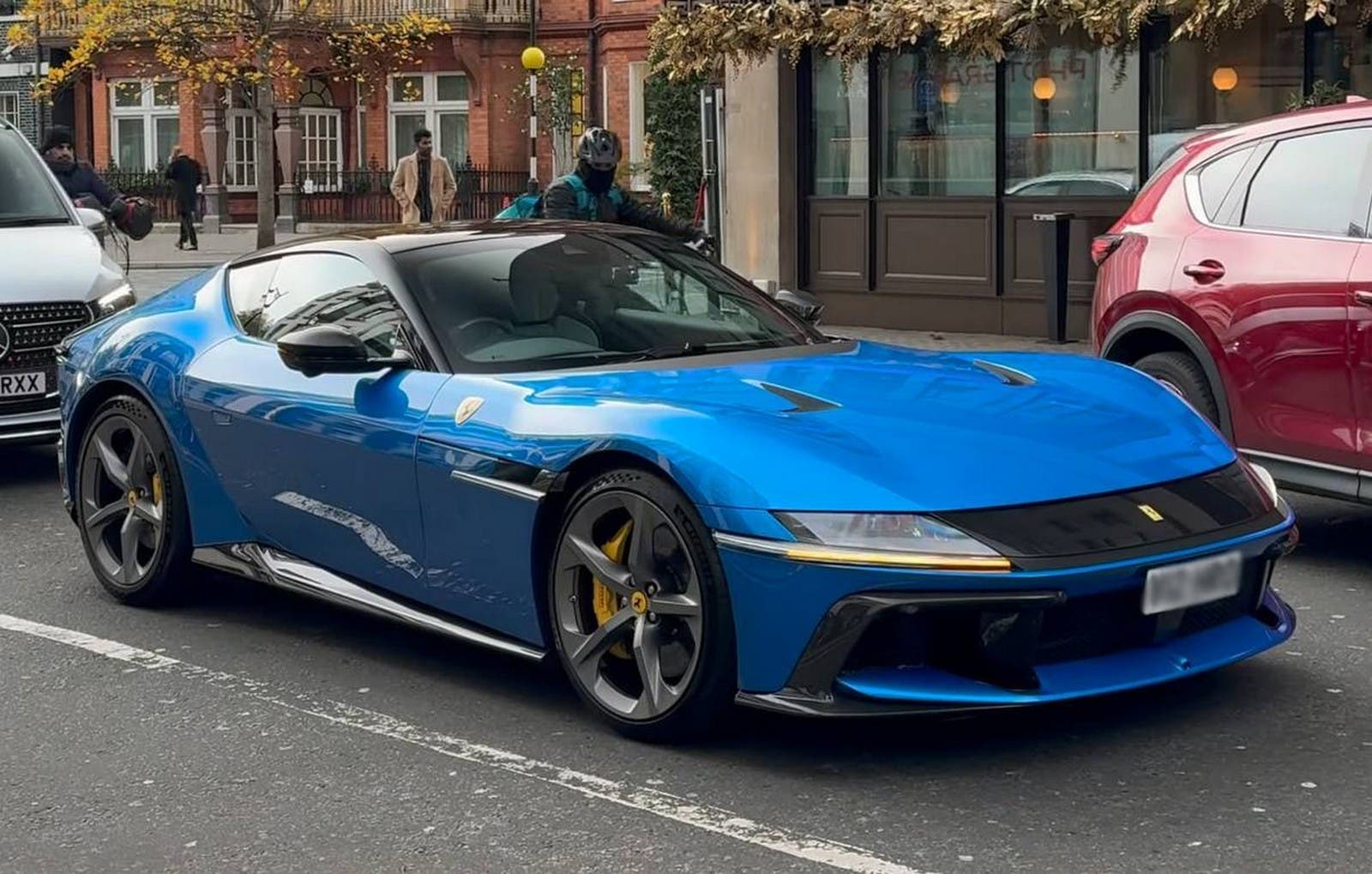 New Ferrari 12Cilindri in Blu Corsa spotted on London streets ...