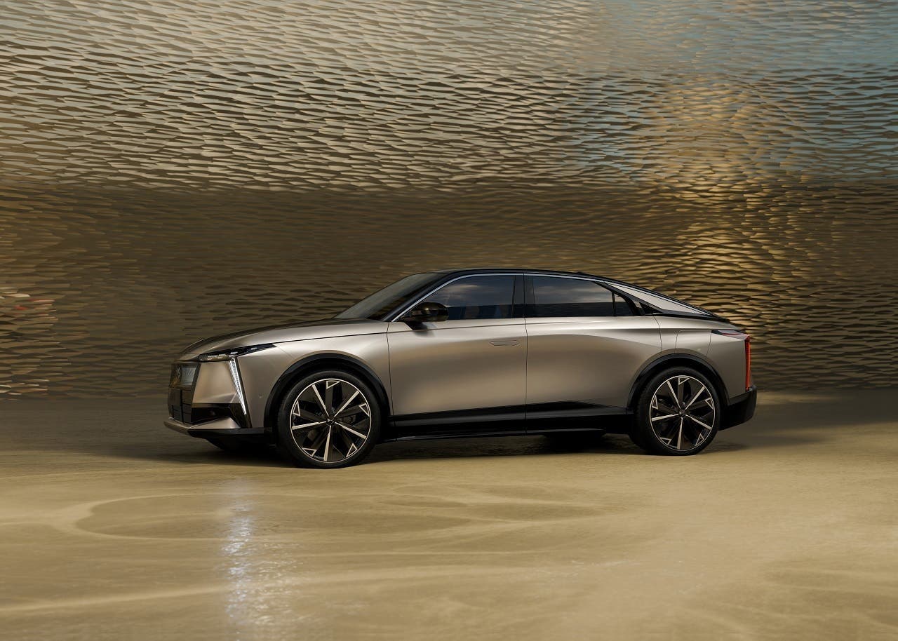 DS N°8: Stellantis brand reveals its all-electric flagship - ClubAlfa ...