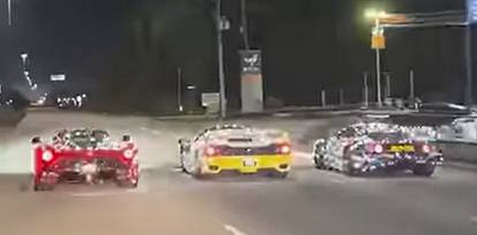 Ferrari icons F40, F50 and LaFerrari turn into festive Christmas racers ...