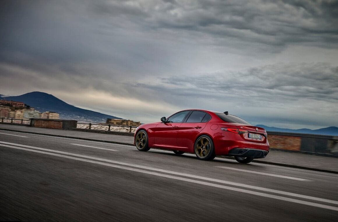 Jeremy Clarkson praises the new Alfa Romeo Giulia Intensa: "Simply wow ...
