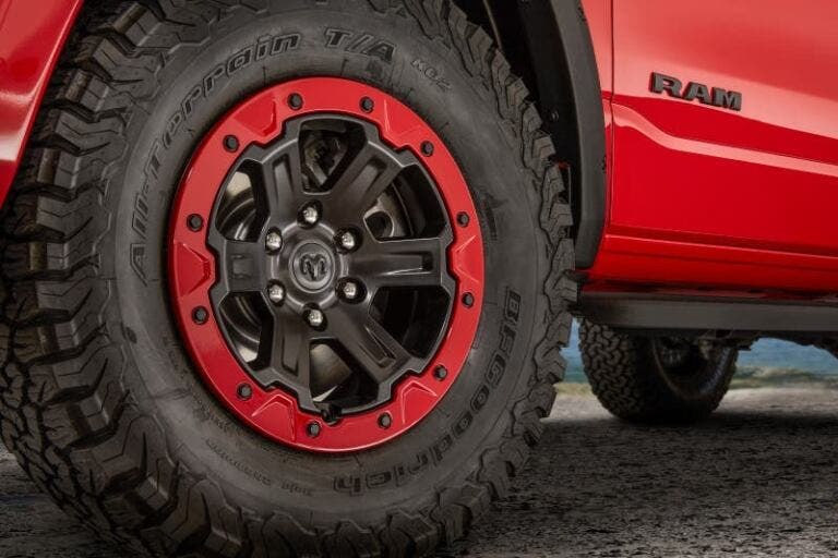 Stellantis develops special tires made from organic waste, including ...