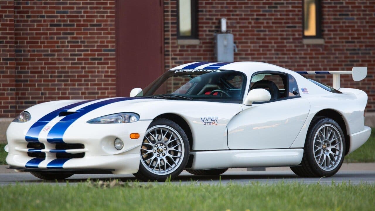 Dodge Viper GT2: the pinnacle of '90s American muscle - ClubAlfa Global