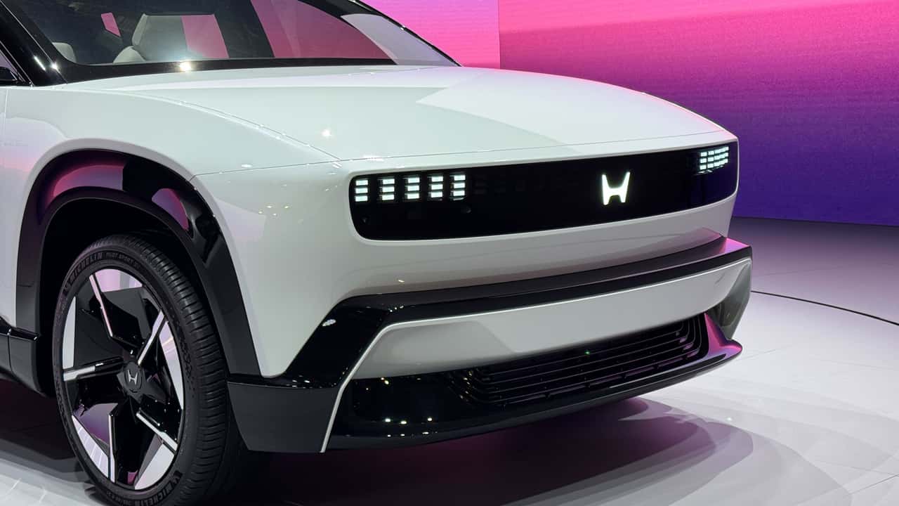 As EV tax credits vanish, Honda hits the brakes on its new electric SUV ...