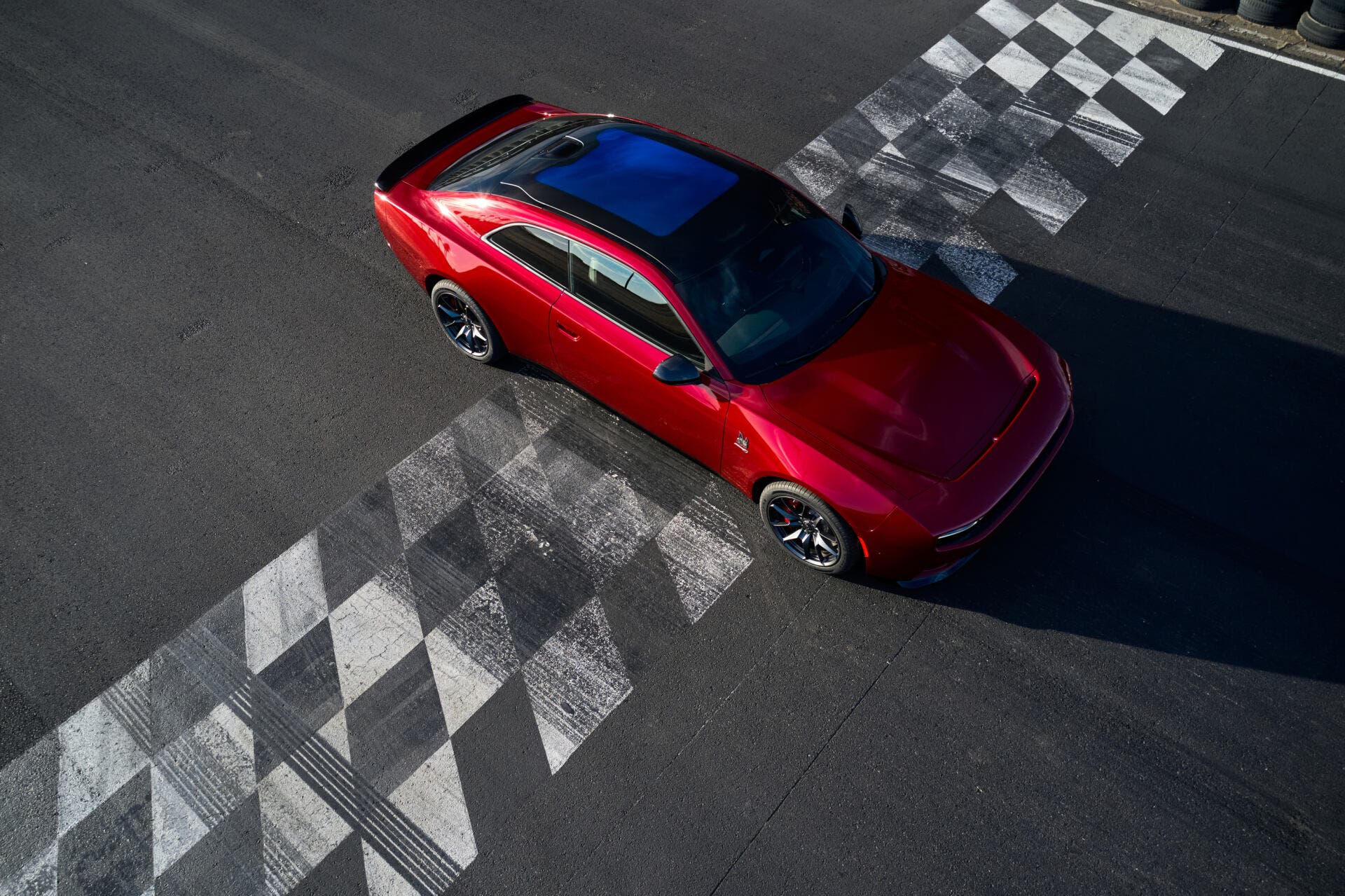 The Dodge Charger Daytona wins the Wards 10 Best Engines & Propulsion ...