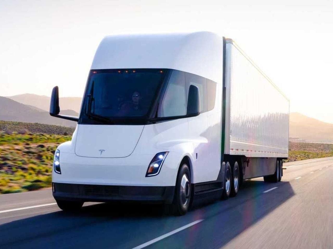 Tesla Semi finally moves into mass production - ClubAlfa Global