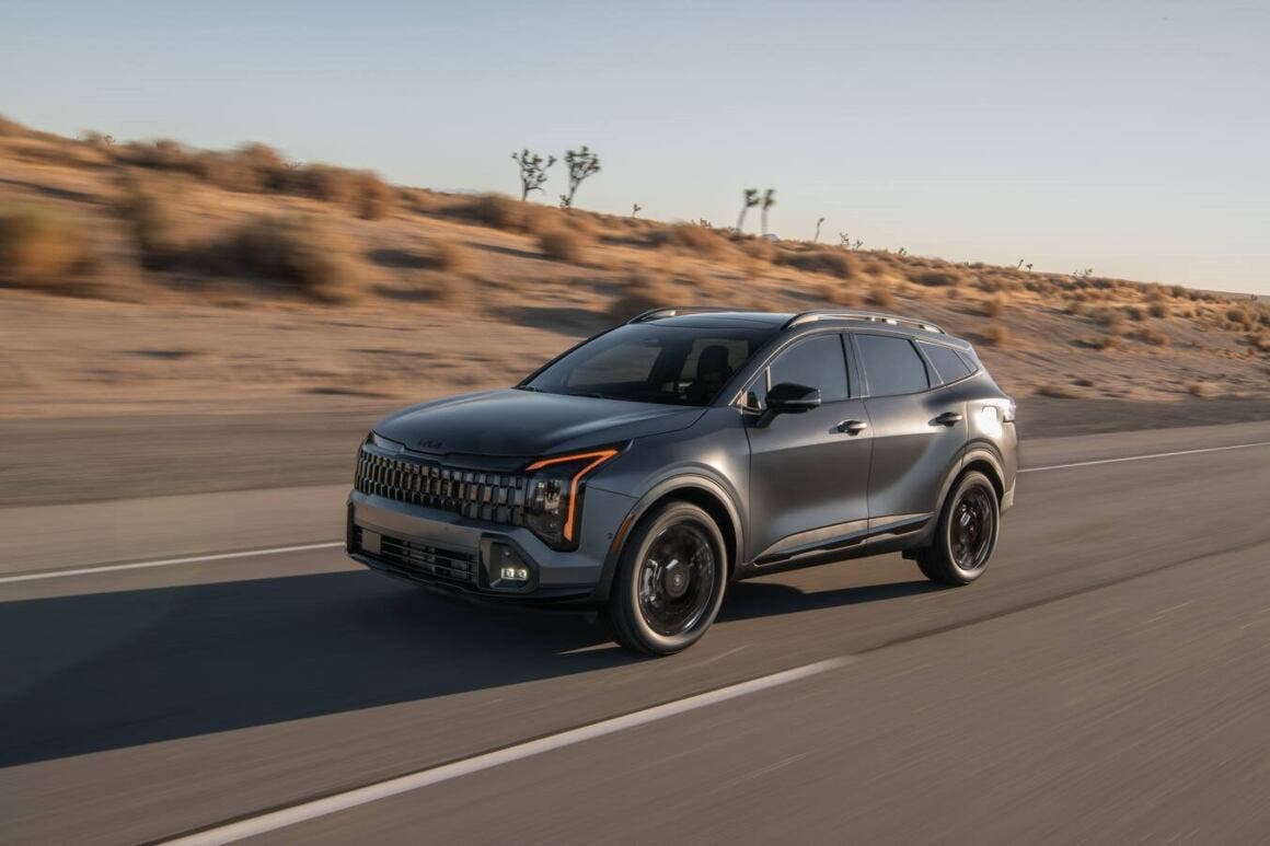Kia recalls 42,000 cars for screens that hate "noise" - ClubAlfa Global