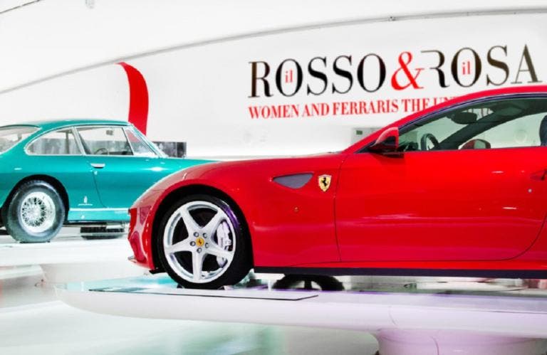 Ferrari: la mostra “Il Rosso & il Rosa” rappresenta il legame fra il ...
