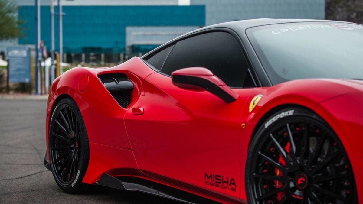 Ferrari 488 GTB: due esemplari ottengono il body kit di Misha Designs