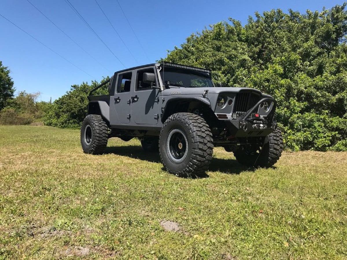Jeep Wrangler Honcho: l'iconico fuoristrada secondo Bruiser Conversions