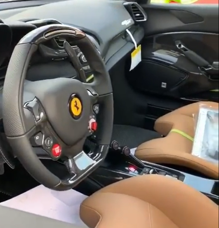 Ferrari 488 Pista Spider: avvistato un esemplare color Verde Germoglio ...