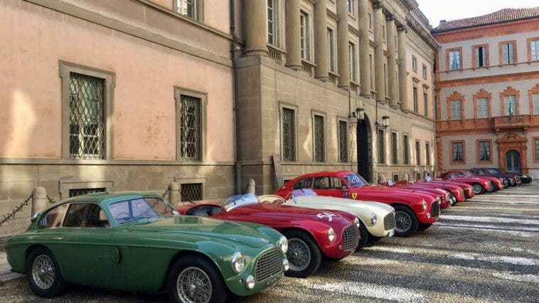 Celebration Tour: 13 Ferrari realizzate da Touring Superleggera esposte ...