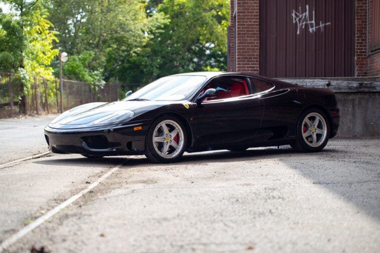 Ferrari 360 Modena: un esemplare del 2004 in vendita con cambio manuale ...