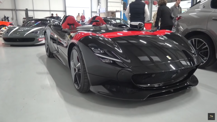 Ferrari Monza SP2 aggiunta al garage di Gordon Ramsay - ClubAlfa.it