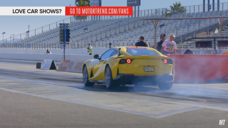 Dodge Challenger SRT Hellcat Redeye e Ferrari 812 Superfast in un ...