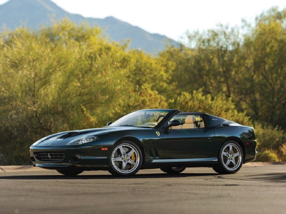 Ferrari 575 Superamerica: un raro esemplare Verde/Crema verrà proposto ...