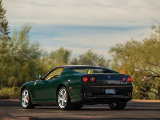 Ferrari 575 Superamerica: un raro esemplare Verde/Crema verrà proposto ...