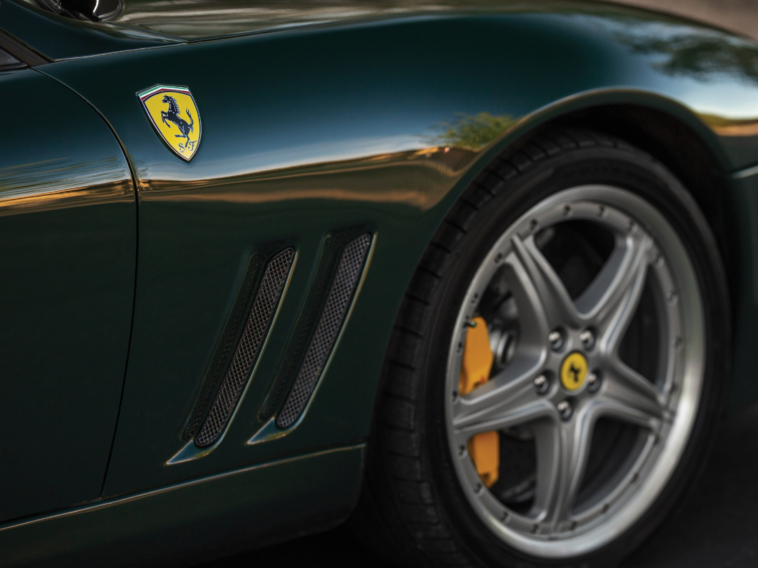 Ferrari 575 Superamerica: un raro esemplare Verde/Crema verrà proposto ...