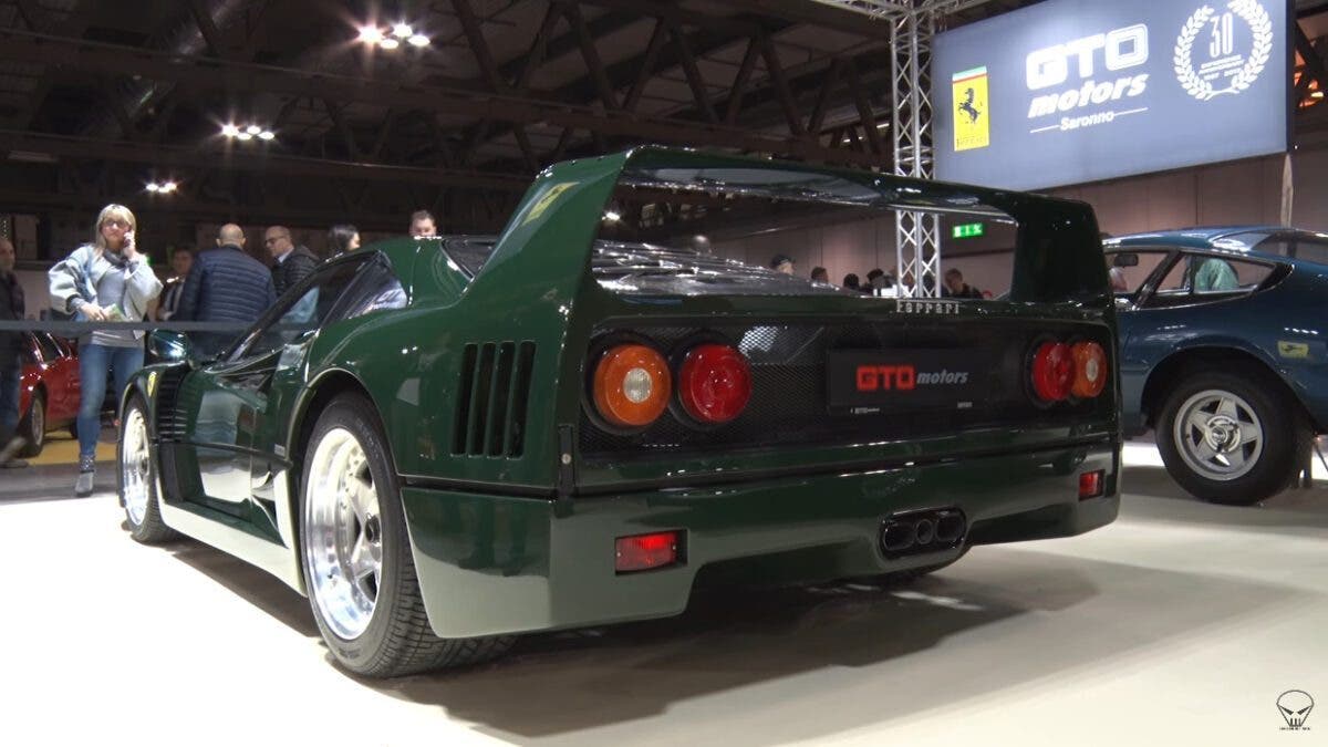 Ferrari F40: ecco un bellissimo esemplare in Verde Abetone - ClubAlfa.it