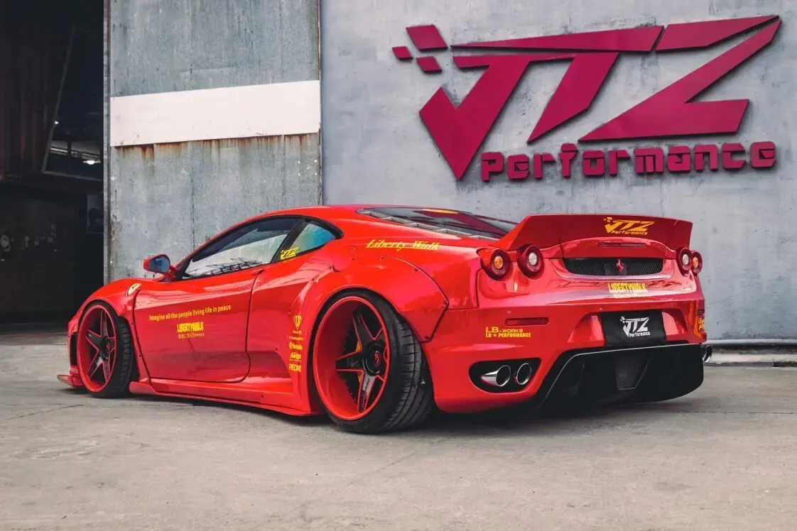 Ferrari F430: Liberty Walk propone un body kit estremo per la sportiva ...