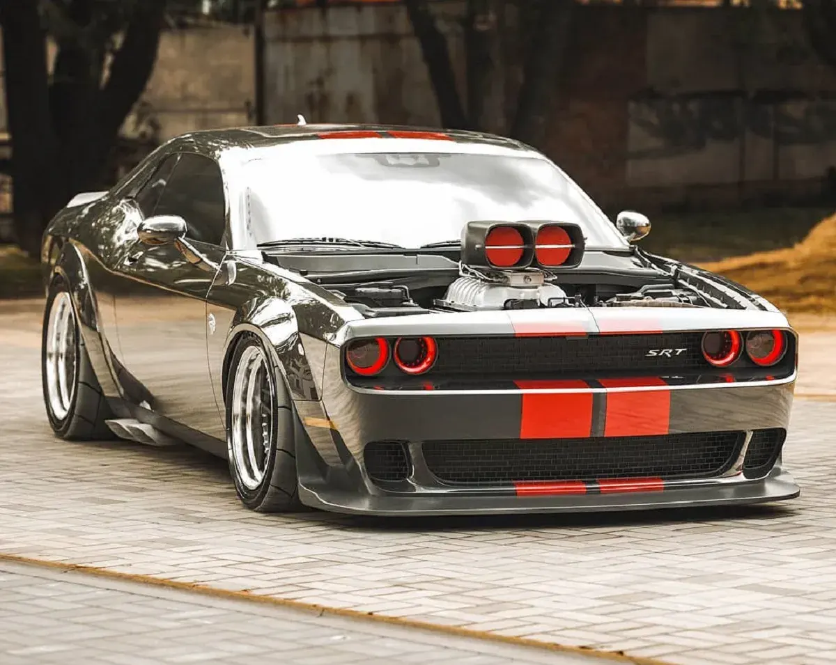 Dodge Challenger Srt Hellcat Ecco Una Versione Old School Render