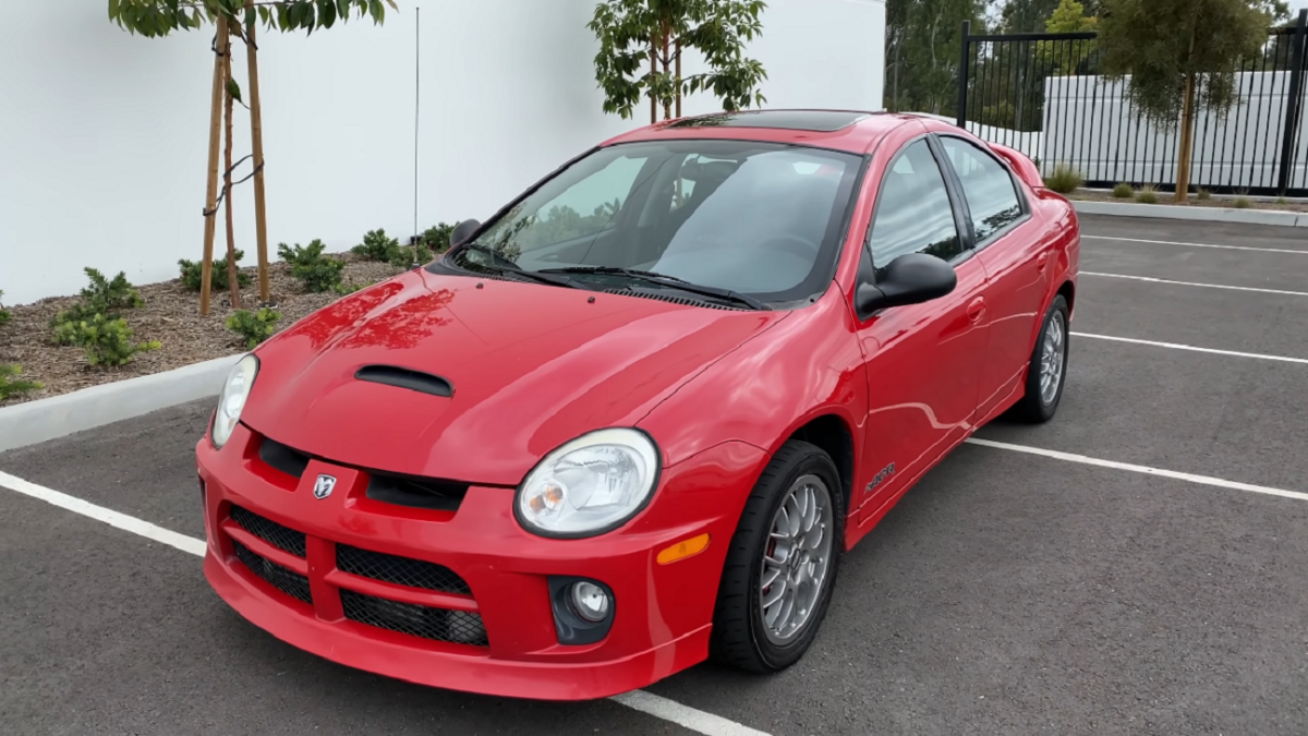 Dodge Neon SRT-4: un'icona della velocità degli anni 2000 - ClubAlfa.it