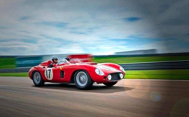 Ferrari 860 Monza: la vettura da competizione per il Campionato ...