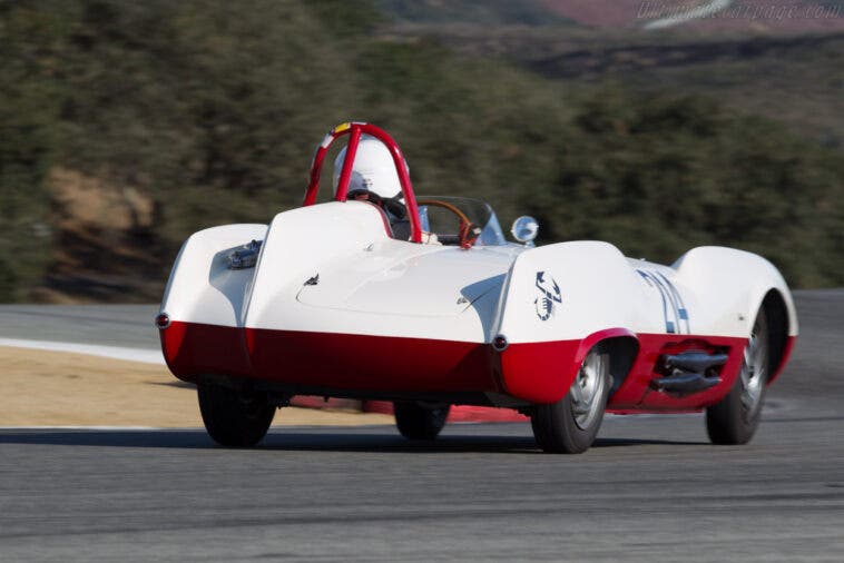 Abarth 207A Boano Spider: l'auto con un design inusuale per le ...