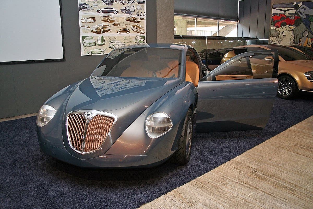 Lancia Dialogos: il concept precursore della Thesis - ClubAlfa.it