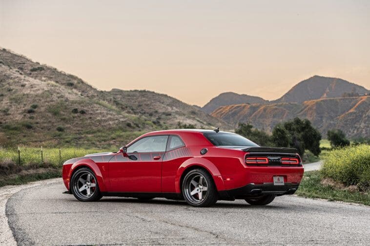 Dodge Challenger SRT Demon: questo esemplare creato da SpeedKore ...