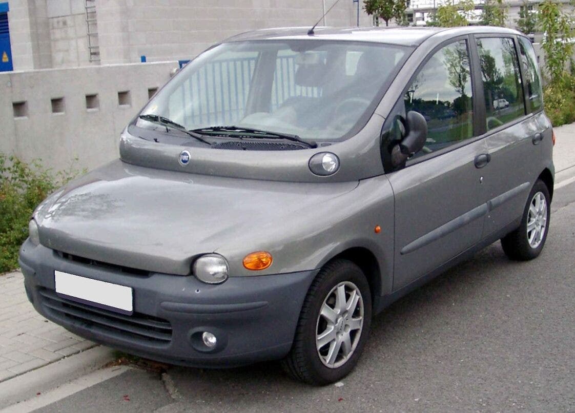Fiat Multipla ottiene un restyling moderno e un motore elettrico ...
