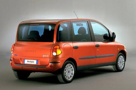Fiat Multipla ottiene un restyling moderno e un motore elettrico ...