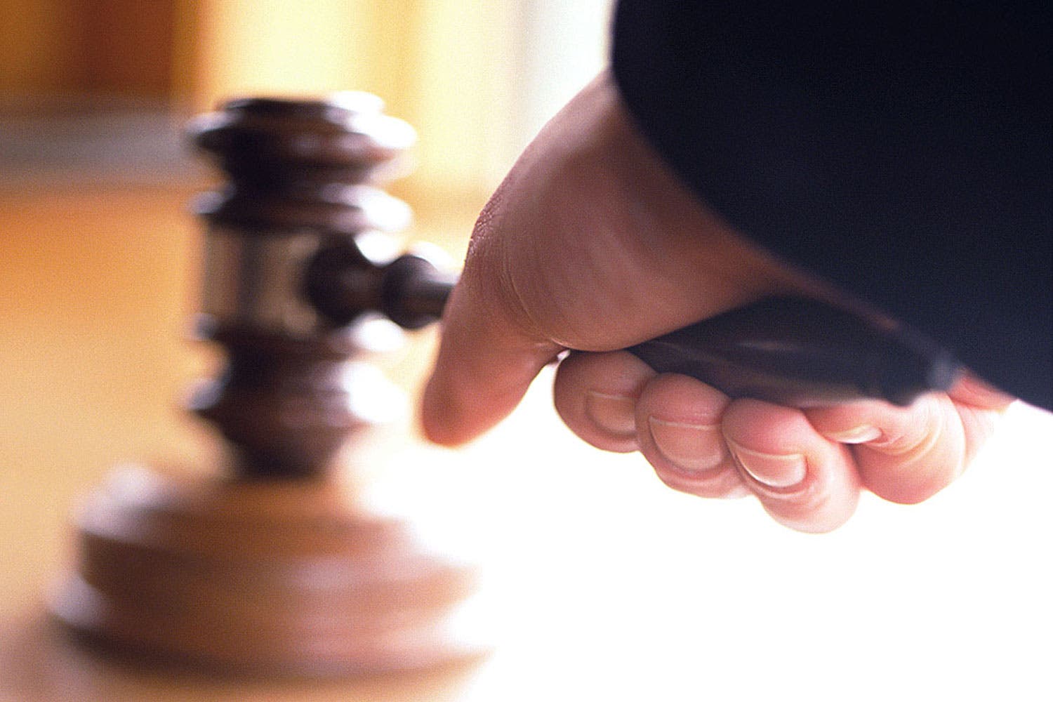 Posteggio auto nell’area verde di pertinenza: si può? - ClubAlfa.it