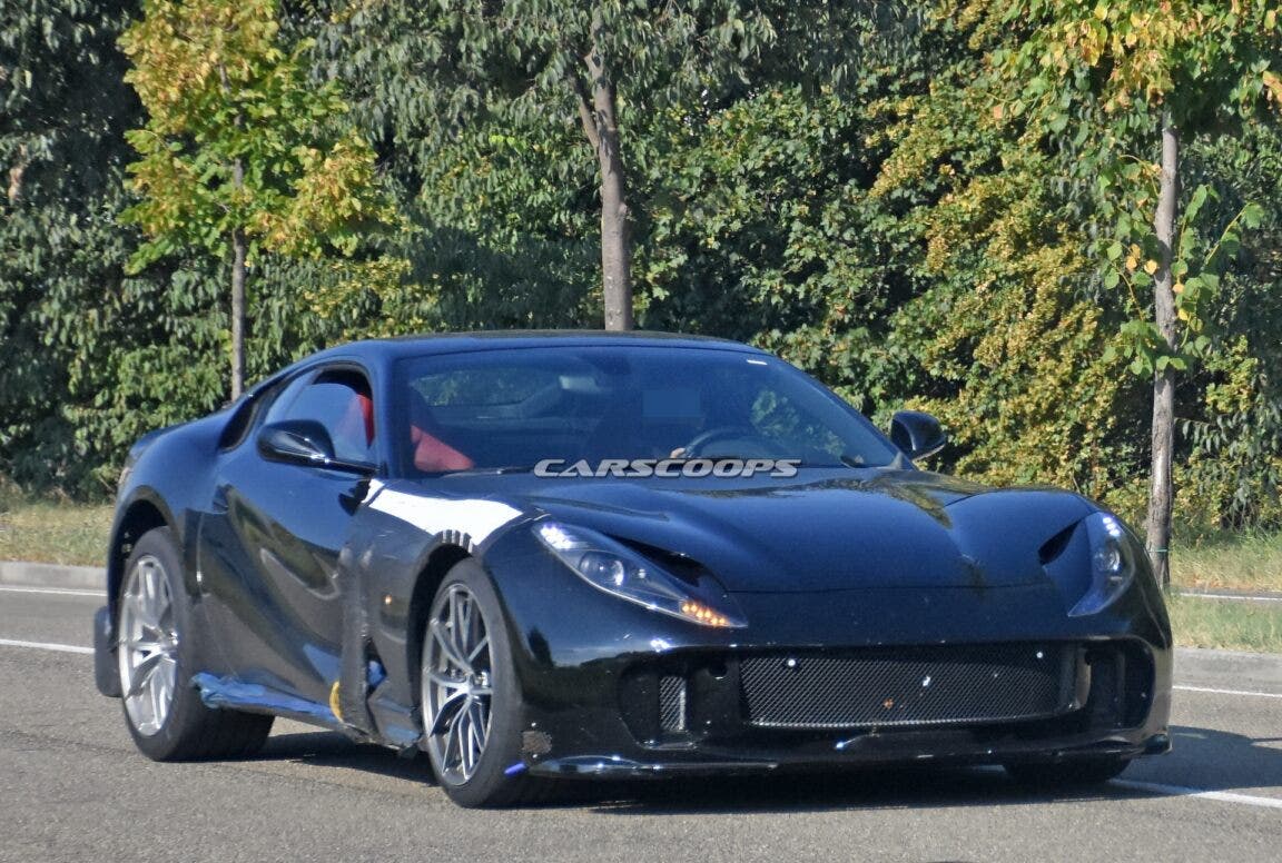 Ferrari 812 GTO è stata nuovamente avvistata in foto spia - ClubAlfa.it