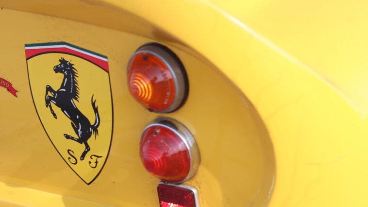 Ferrari 250 GTO: un restomod del 1978 con V12 da 600 CV | Video ...