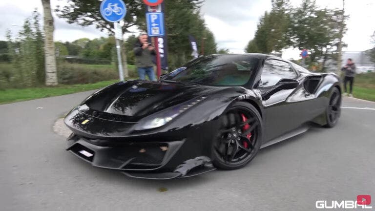 Ferrari 488 Pista Spider: ammirate in video un esemplare full black ...
