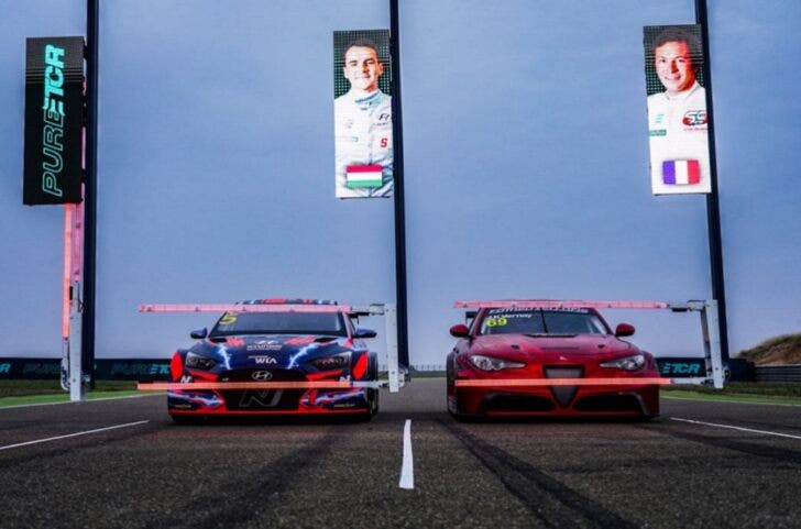 È stata svelata ad Aragon la nuova Alfa Romeo Giulia ETCR by Romeo ...