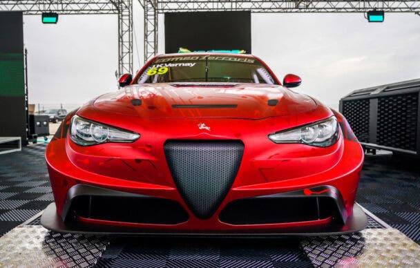 È stata svelata ad Aragon la nuova Alfa Romeo Giulia ETCR by Romeo ...