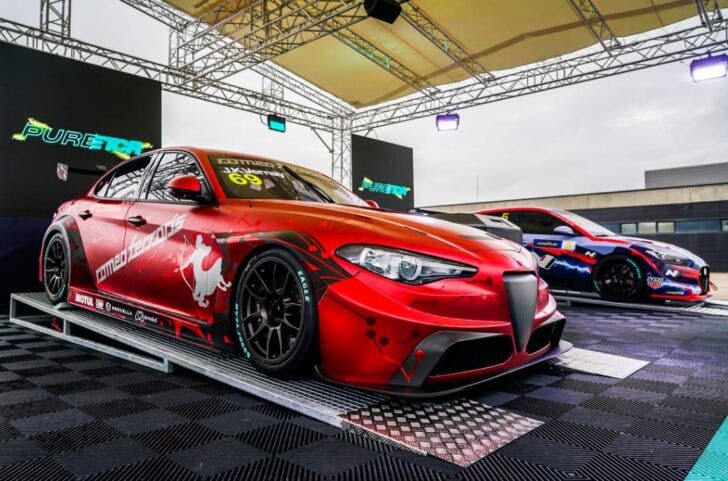 È stata svelata ad Aragon la nuova Alfa Romeo Giulia ETCR by Romeo ...