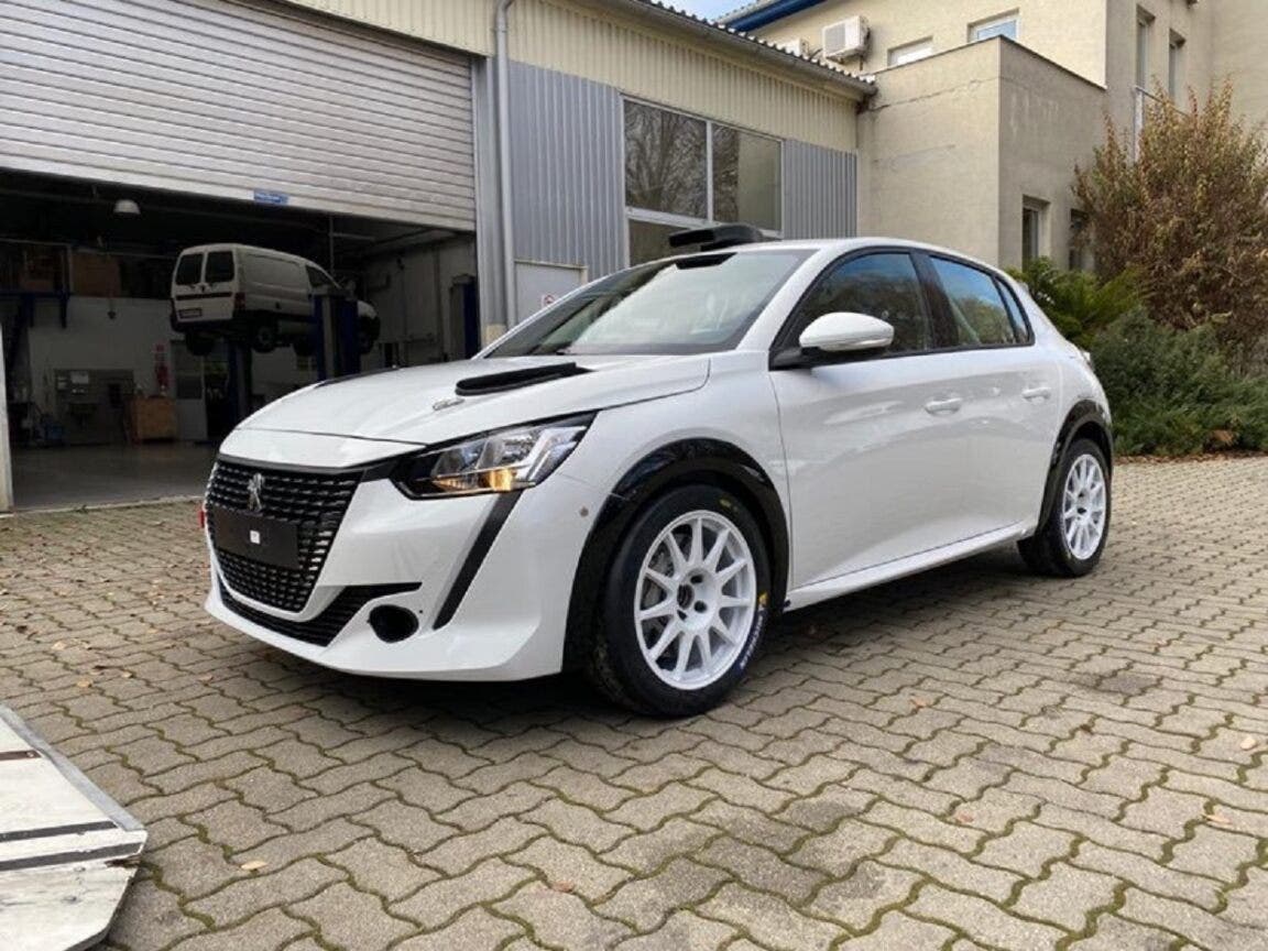 Peugeot 208 Rally 4 è arrivata in Polonia - ClubAlfa.it