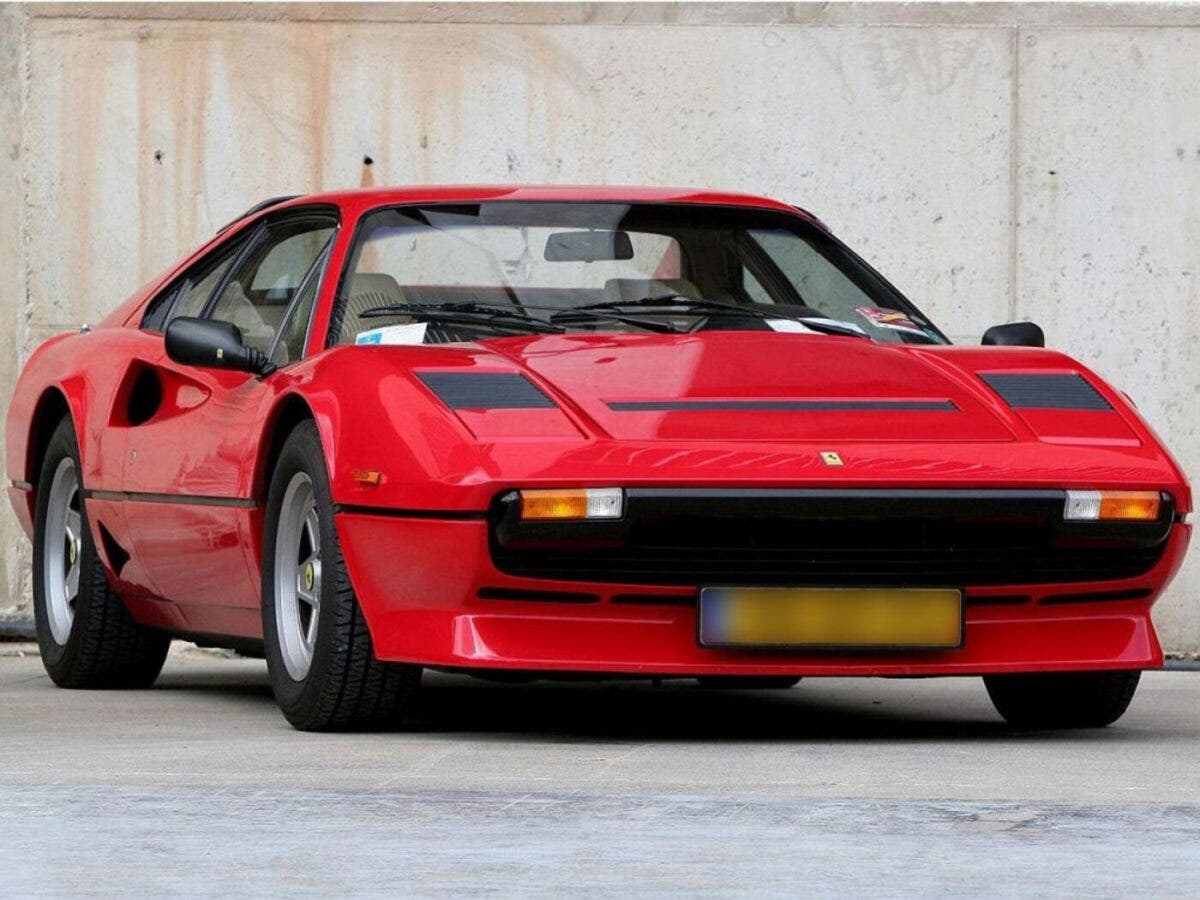 Ferrari 208: la rossa con motore V8 da soli 2 litri - ClubAlfa.it