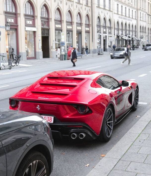 Ferrari Omologata: ecco dal vivo l'ultima one-off! - ClubAlfa.it