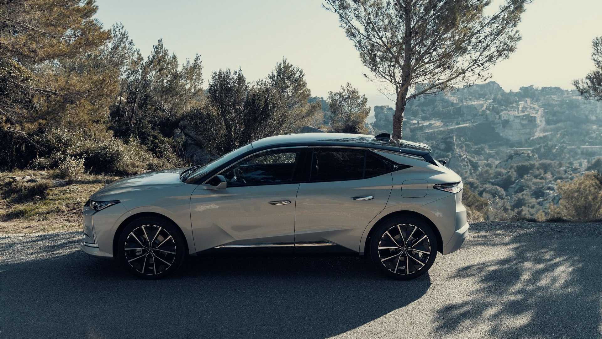 Ecco la nuova DS 4: design e personalità da crossover - ClubAlfa.it