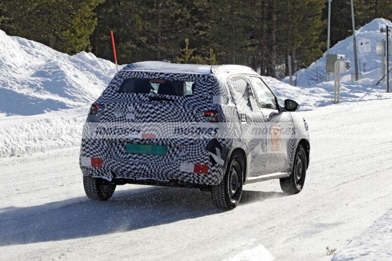 Citroën C21: il nuovo crossover è stato immortalato in alcune foto spia ...