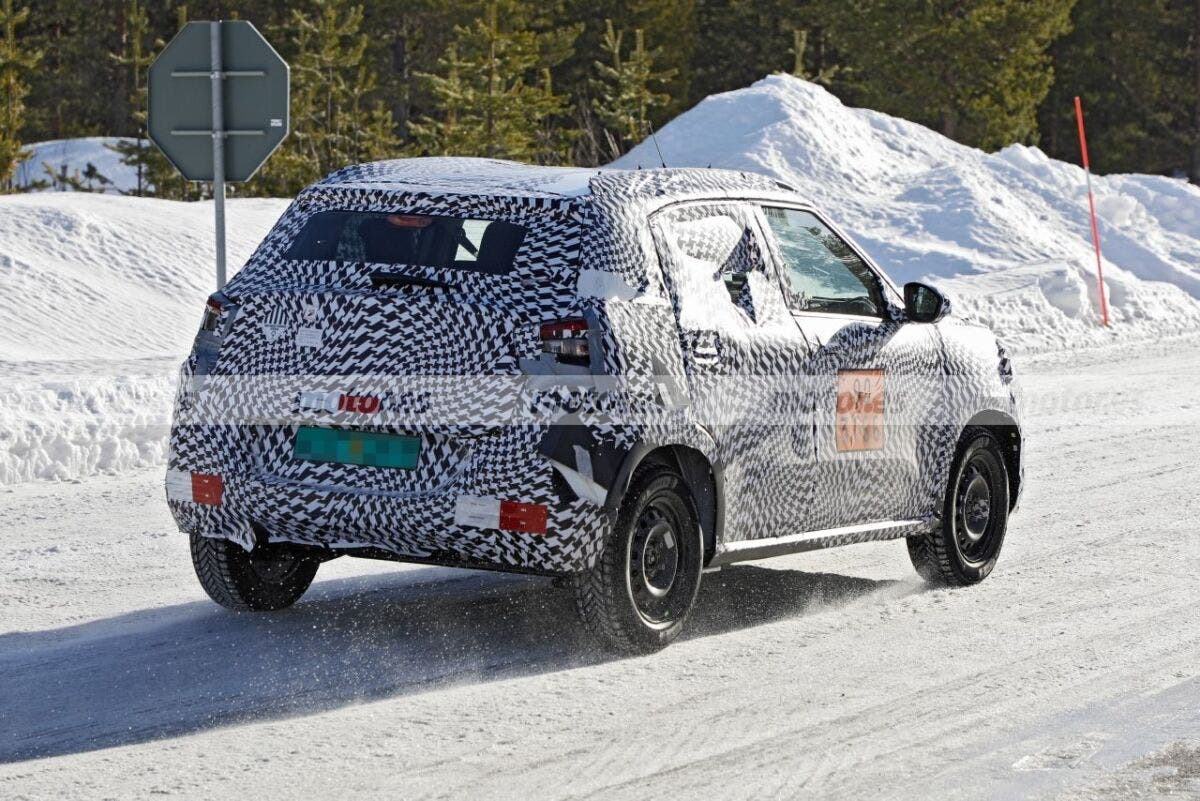 Citroën C21: il nuovo crossover è stato immortalato in alcune foto spia ...